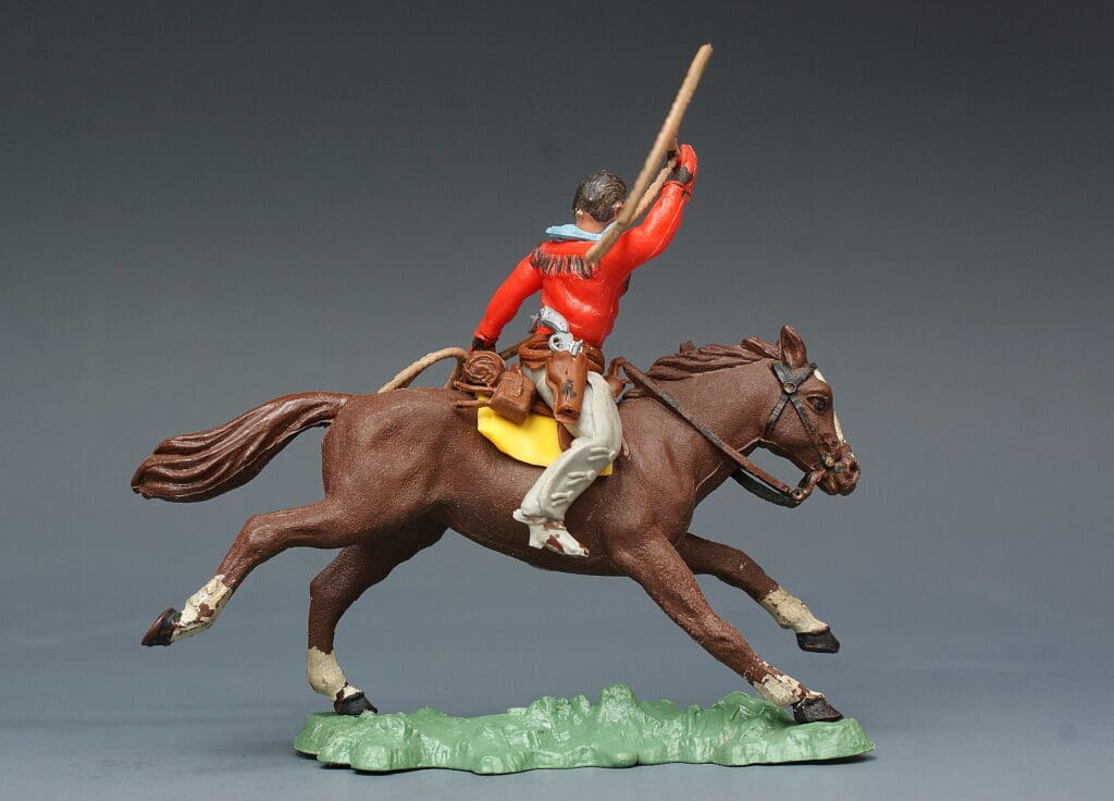 Swoppet Cowboy Throwing Lasso Mounted (RED Torso) - Herald Toys and Models