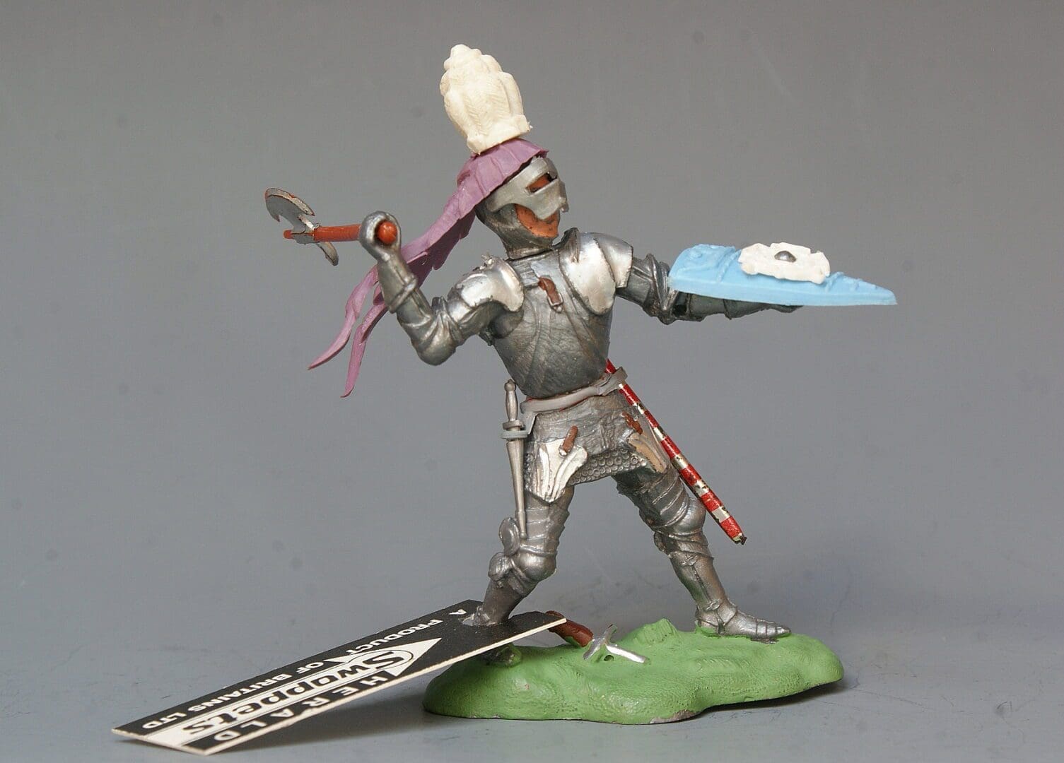 SOLD Swoppet C15th Knight with Axe, Panache of Feathers
