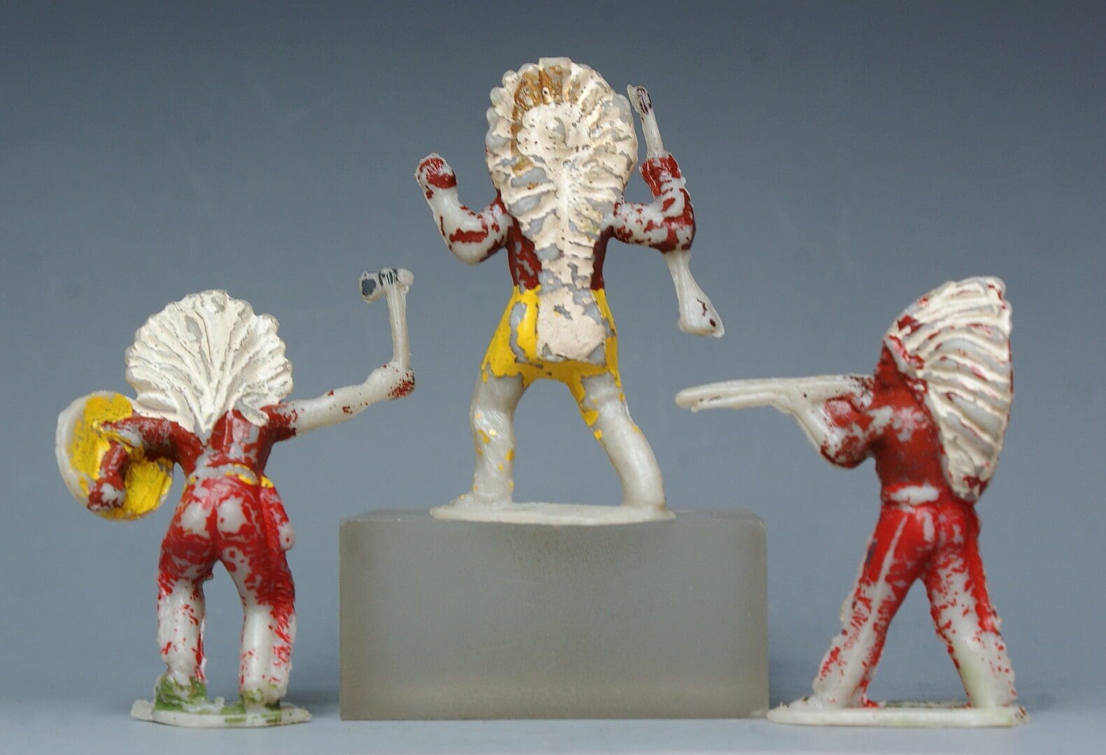 Harvey RARE Native Indians - WHITE Plastic - Herald Toys and Models