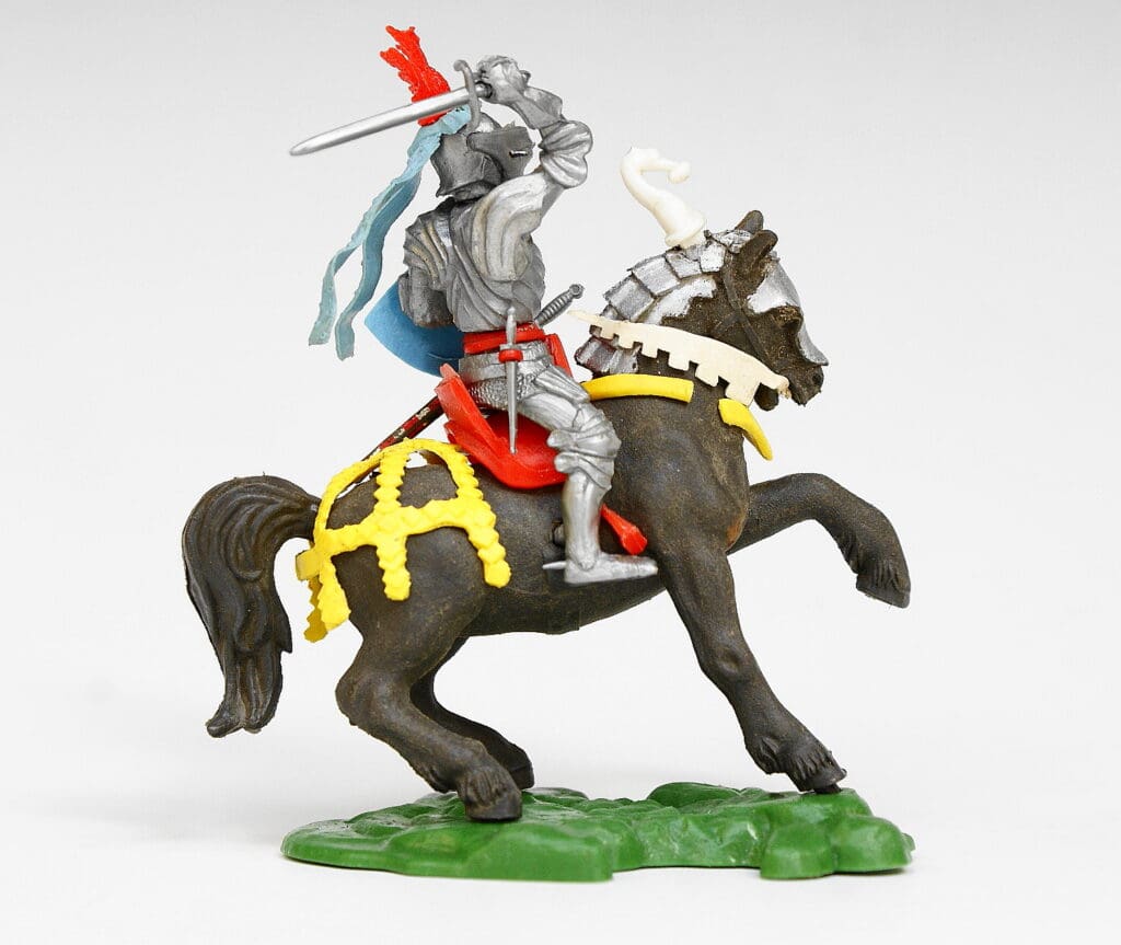 Swoppet C15th Mounted Knight Attacking - DARK GREY Horse - Herald Toys ...